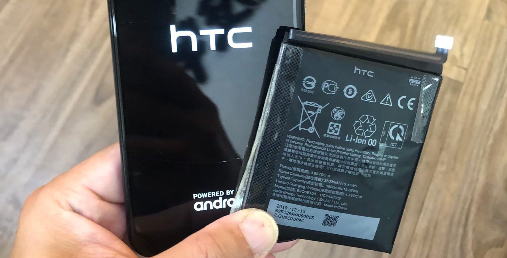 HTC U12 life 更換電池 – 修彼特台南手機維修